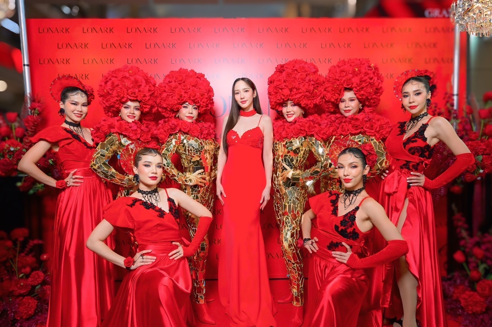 “1stLONARK New Experience” เปิดตัว “อั้ม พัชราภา” พรีเซนเตอร์นางเอกซุป ...